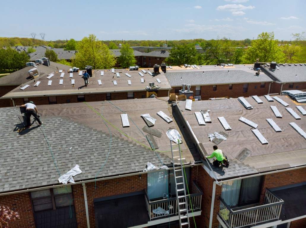 7 Best Roofing Materials for Roof Replacement: Costs, Lifespan & Pros ...